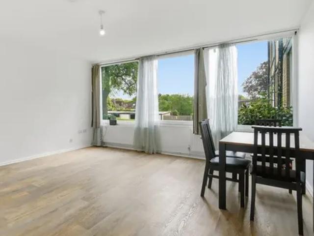 68 Great North Road, London, N2 0NL, United Kingdom | 2 bed apartment for rent #167453011 | Rentberry