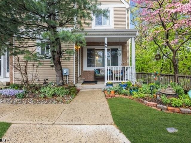 68 Hampton Ct, Hillsborough Twp, NJ 08844