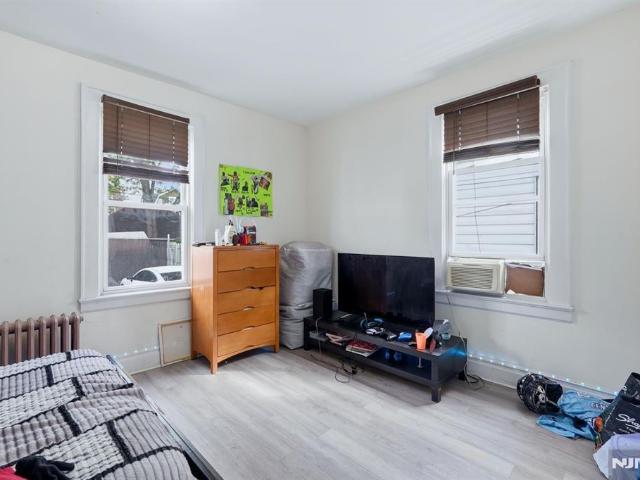 68 Halstead Street