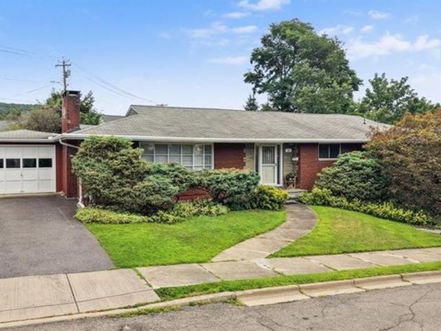 68 Jay St, Johnson City, NY 13790