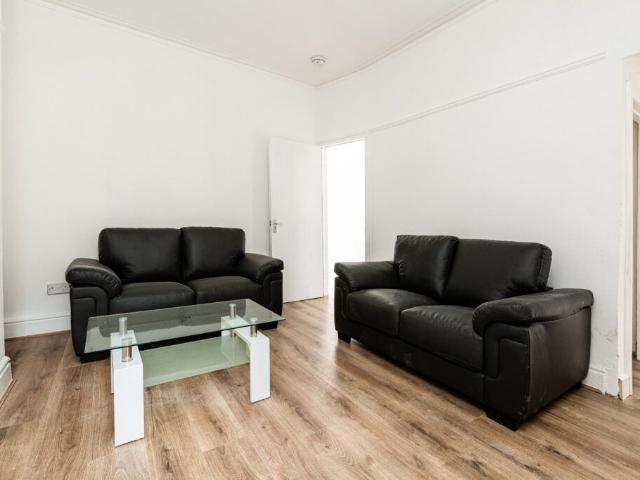 68 Kelso Road, Liverpool L6, 4 bed shared accommodation to rent, £950 pcm | PrimeLocation
