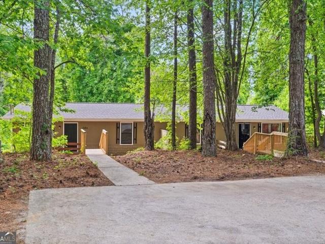 68 Lindsey Lake Rd, Dallas, GA 30157