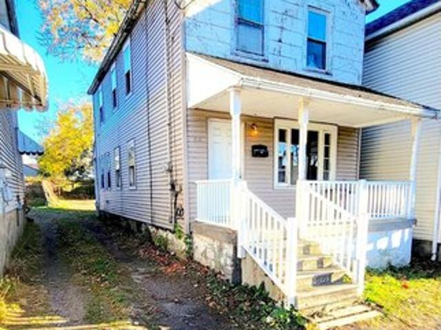 68 Lloyds Ln, Wilkes Barre, PA 18702