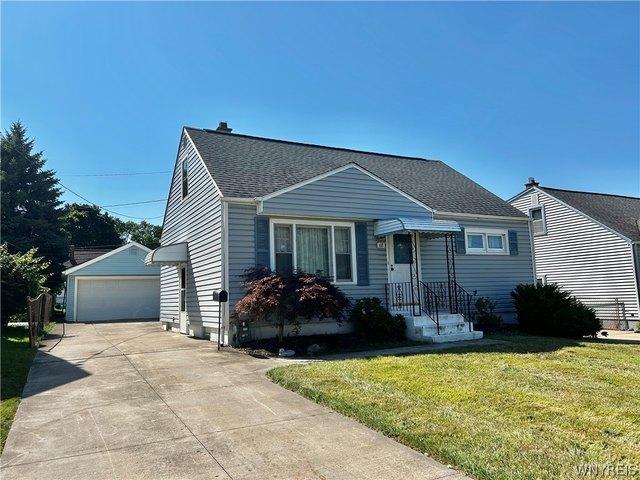 68 Lyndale Ct, Buffalo, NY 14224