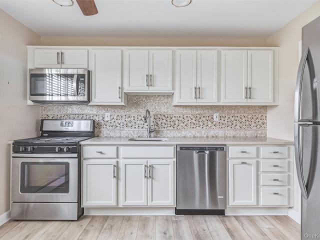 68 Madison Ave, Island Park, NY 11558 | MLS #987513 | Compass