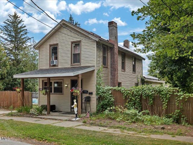 68 Marvin St, Saratoga Springs, NY 12866 | MLS #202525 | Compass