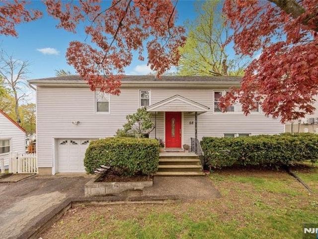 68 Minnehaha Blvd, Par Troy Hills Township, NJ 07034
