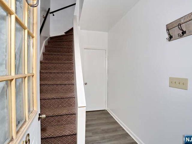 68 Mohawk Avenue # 2nd Fl