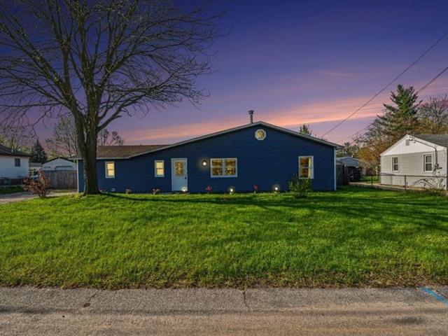 68 Nancy St SE, Grand Rapids, MI 49548