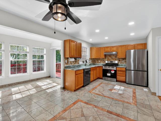 68 Northridge Dr