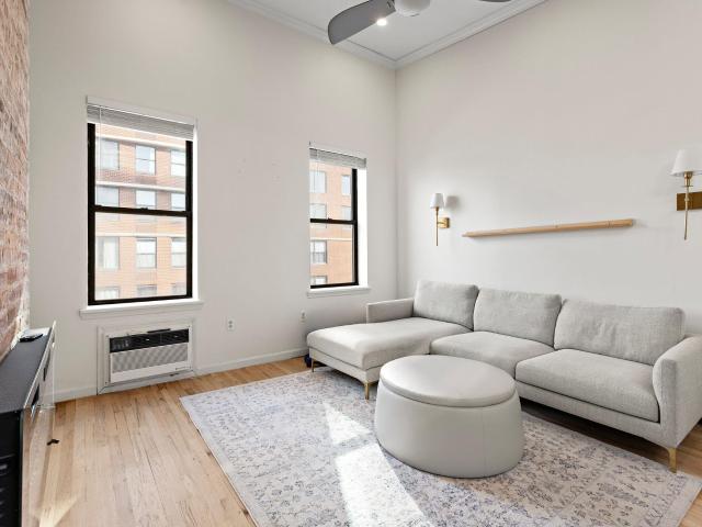 68 Park Ave # 9