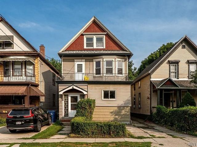 68 Princeton Pl, Buffalo, NY 14210