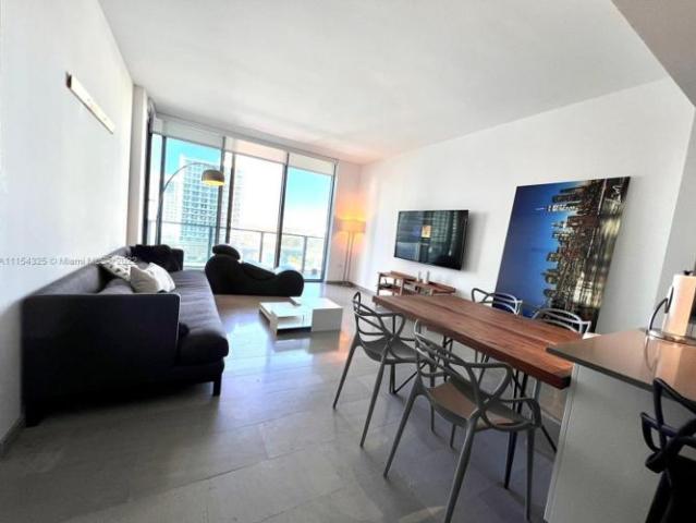 68 SE 6th St #1006 Miami, FL 33131