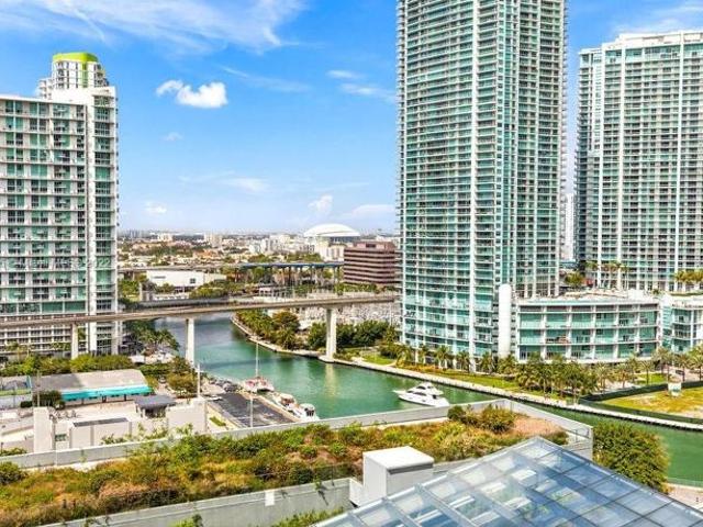 68 SE 6th St #1206 Miami, FL 33131