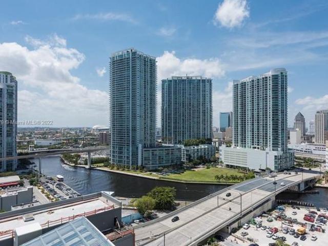 68 SE 6th St #2008 Miami, FL 33131