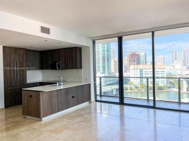 68 SE 6th St #711 Miami, FL 33131