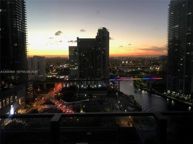 68 SE 6th St Apt 2409, Miami, FL 33131