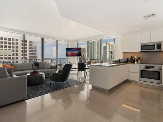 68 SE 6th St Apt 2101, Miami, FL 33131