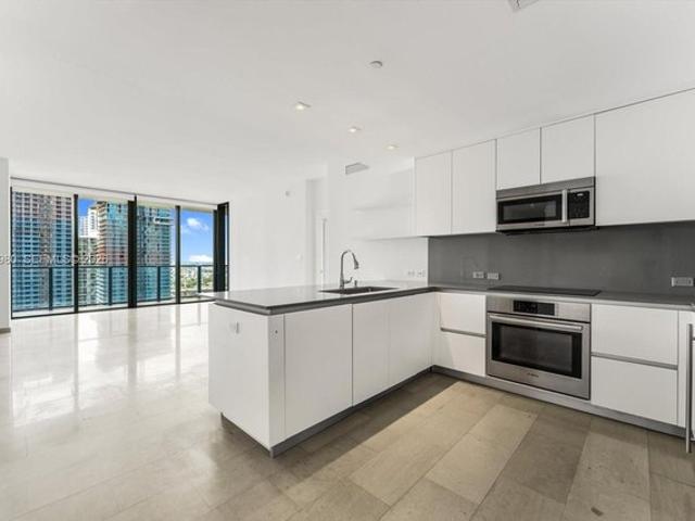 68 SE 6th St Apt 2304, Miami, FL 33131