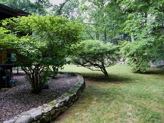 68 Spice Bush Lane