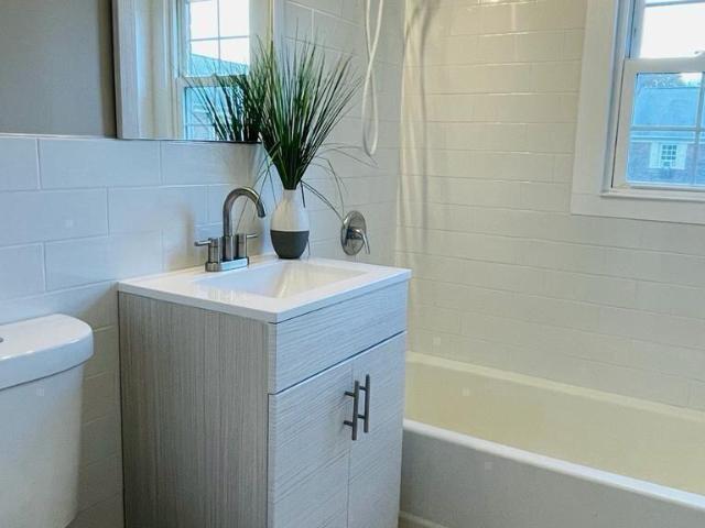 68 Stonehurst Boulevard Unit H