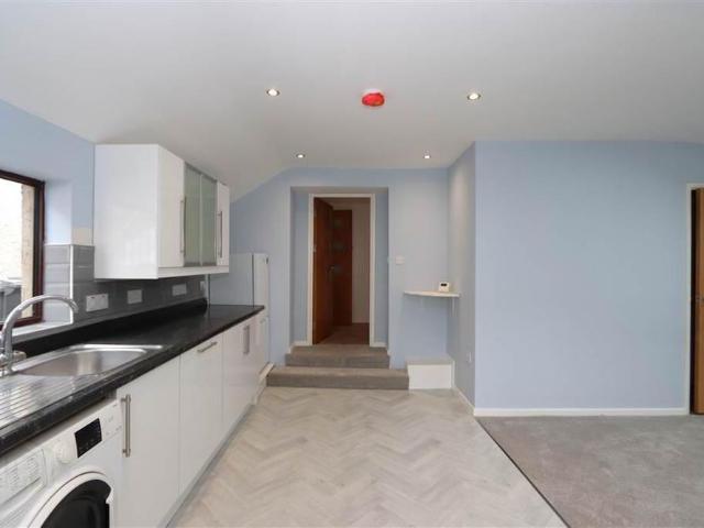 68a Castle Street, Comber, BT23 5DZ