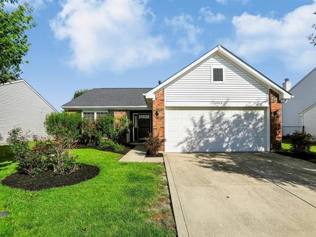 6904 N Laredo Dr, McCordsville, IN 46055