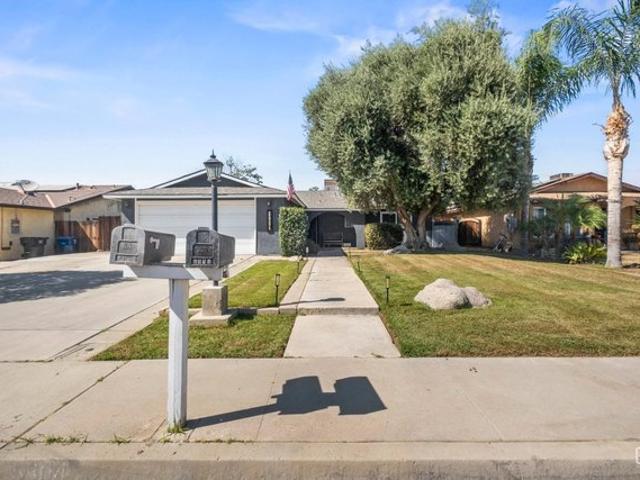 6904 Cedarcrest Ave, Bakersfield, CA 93308
