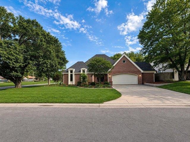6904 E Aberdeen St, Wichita, KS 67206