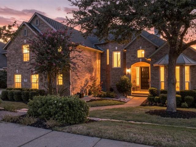 6904 Edgewater Dr, McKinney, TX 75072