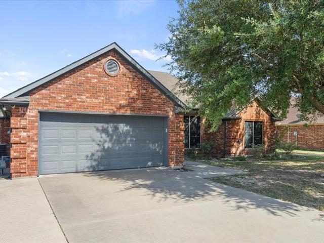 6905 Drew Ct, Greenville, TX 75402