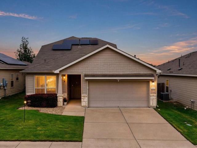 6905 Vail Ridge St, Austin, TX 78744