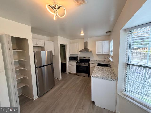6907 Storch Circle