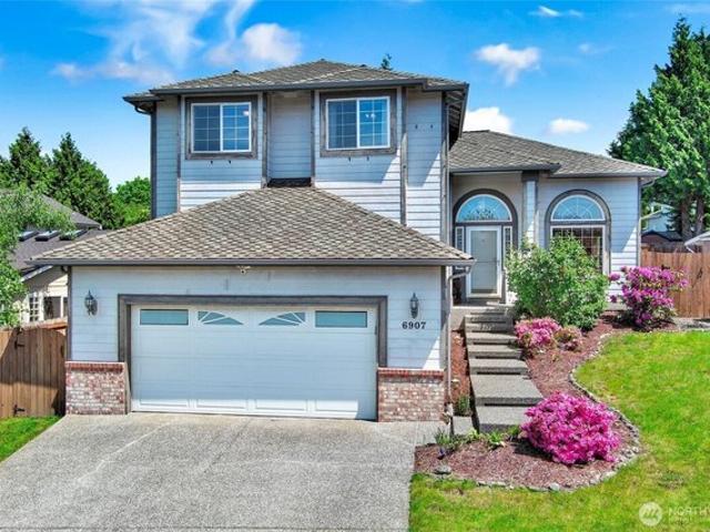 6907 75th Dr NE, Marysville, WA 98270