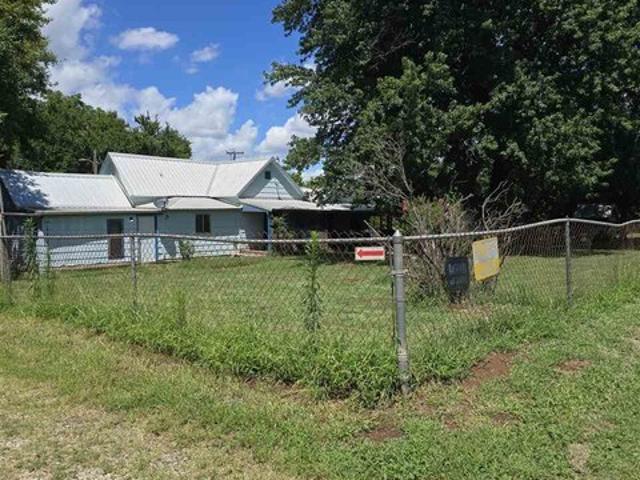 6908 E 68th St, Stillwater, OK 74074