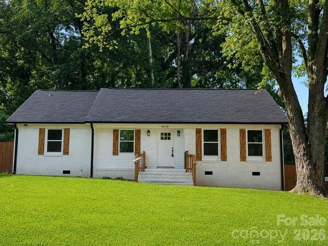 6908 Ludwig Dr, Charlotte, NC 28215