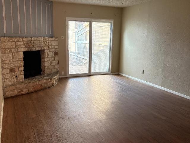 6908 Lovely Ln, Austin, TX 78744 | MLS #3971