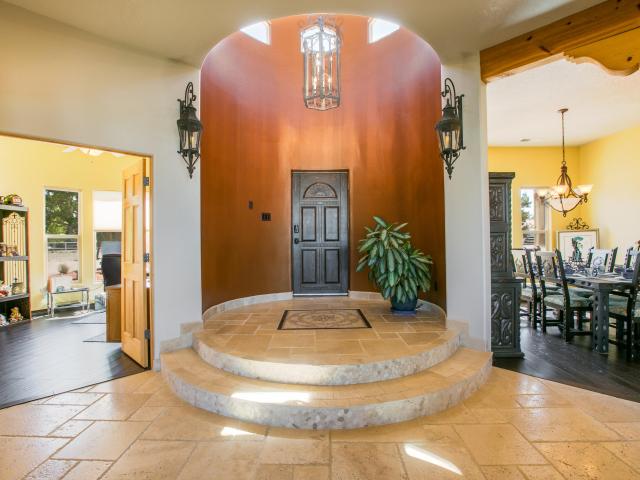 6908 roble blanco drive sw