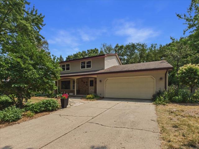 6909 Colony Drive