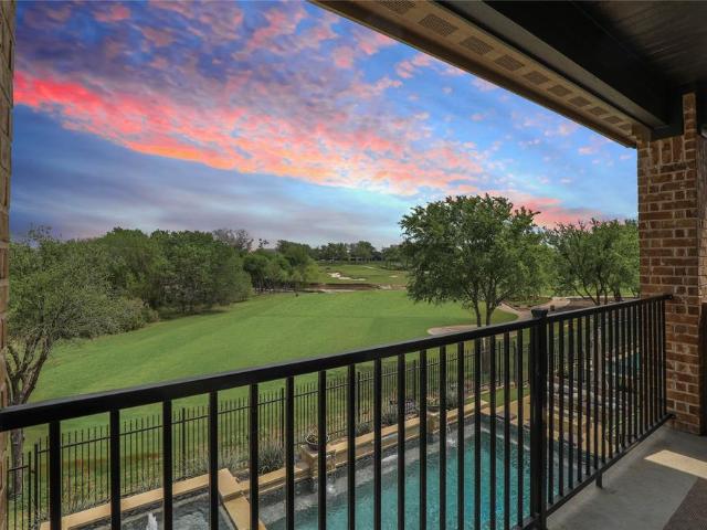 6909 Golf Club Drive