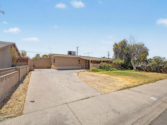 6909 W Wolf St, Phoenix, AZ 85033