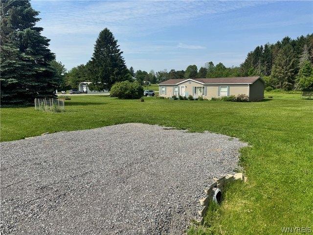 6909 Westview Dr, Perry, NY 14530
