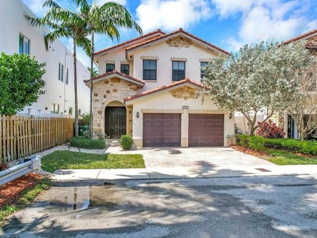 6900 NW 106th Ave, Doral, FL 33178