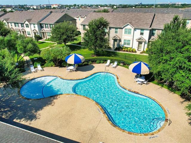 6900 Carrington Lane