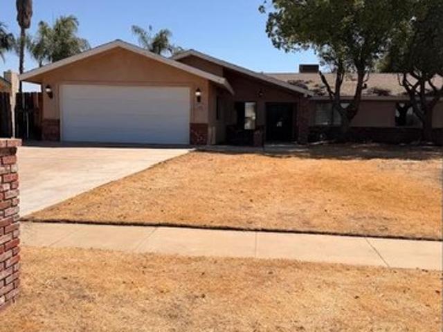 6900 Jennifer St, Bakersfield, CA 93308