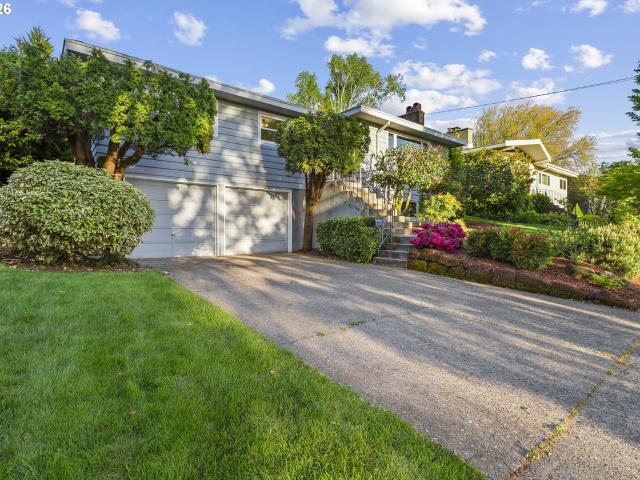 6900 SW 11TH DR