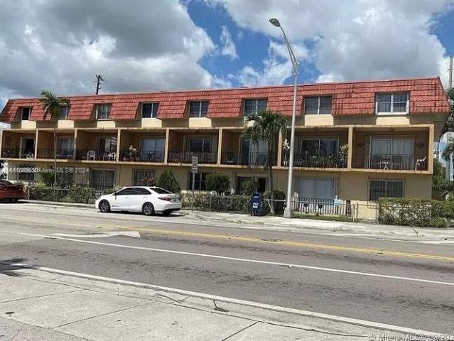 6900 W Flagler St #1B, Miami, FL 33144