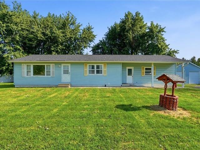6900 Williams Blvd, Fairfax, IA 52228
