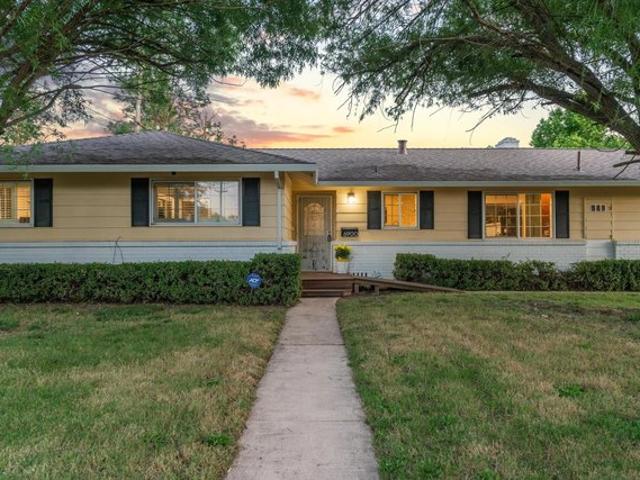 6900 14th Ave, Sacramento, CA 95820