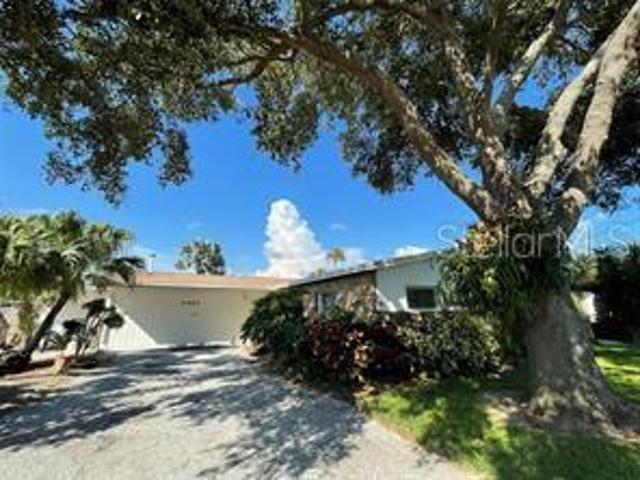 6901 Gulf Winds Dr, St. Petersburg, FL 33706 | MLS #TB8489